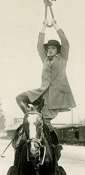 Cowgirl Christmases and the New Year’s Rodeo Season | chasingrodeohistory